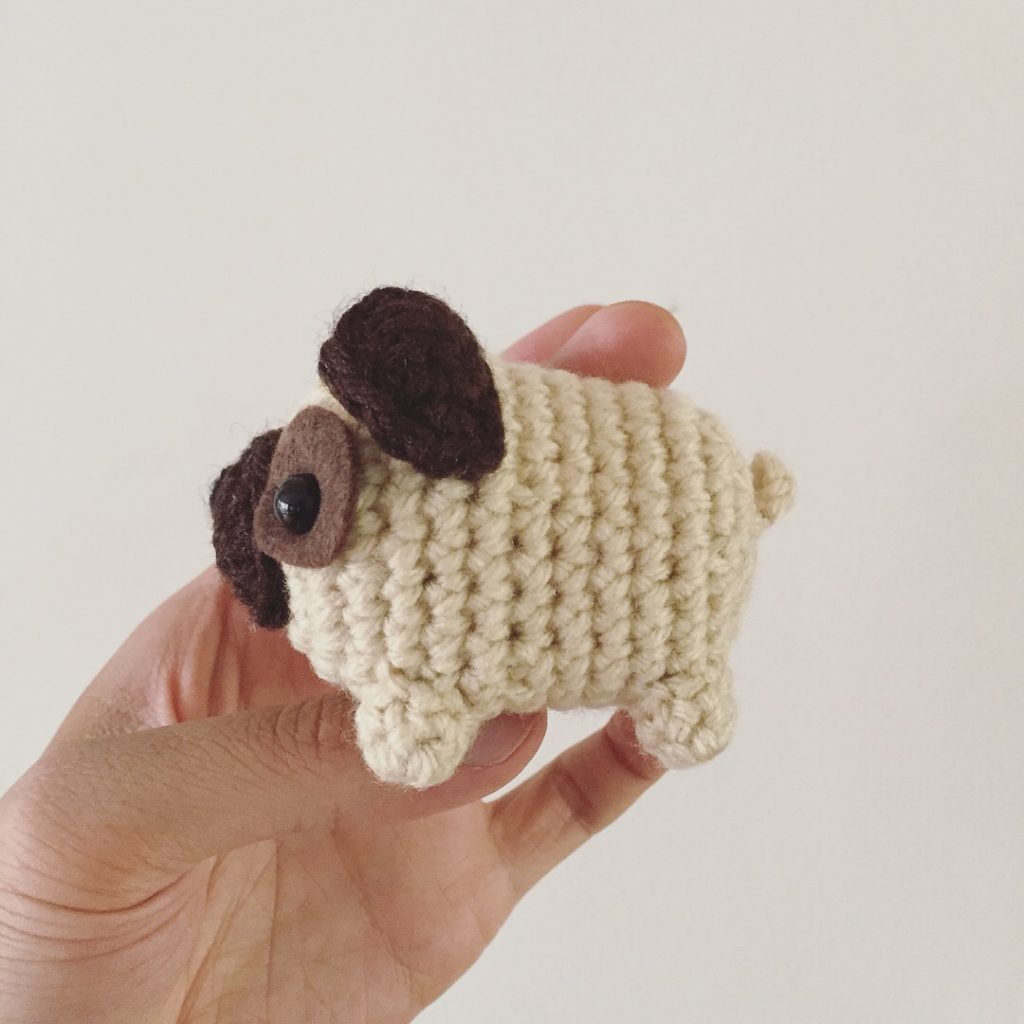 "Loaf" Pug Dog Amigurumi Crochet Pattern - Sir Purl Grey